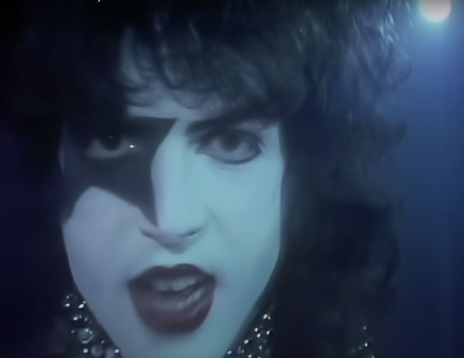 Heaven's On Fire | KISS Online | Official website